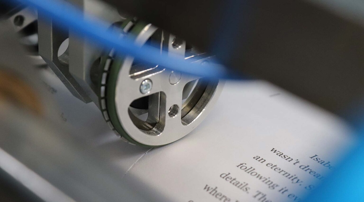 Roll to roll solution with dynamic perforation/punch - Hunkeler AG