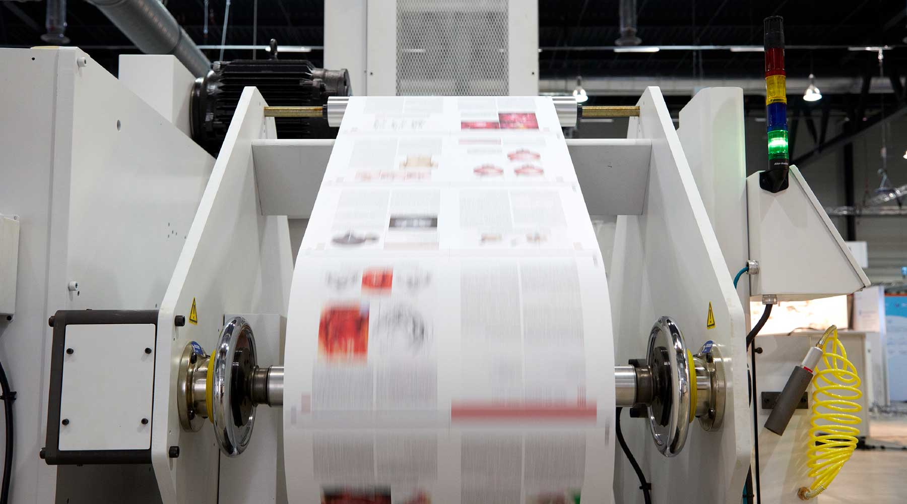 Nonstop roll to roll solution with RS8 and TR8 - Hunkeler AG Nonstop roll to roll solution with RS8 and TR8 - Hunkeler AG