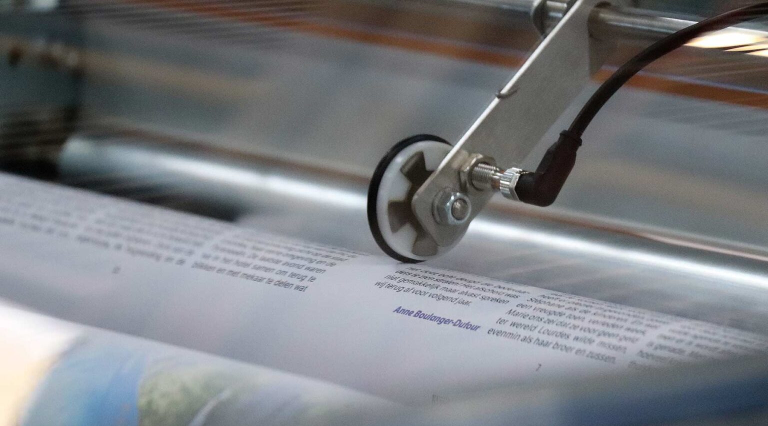 Roll to roll solution with Web Inspection - Hunkeler AG